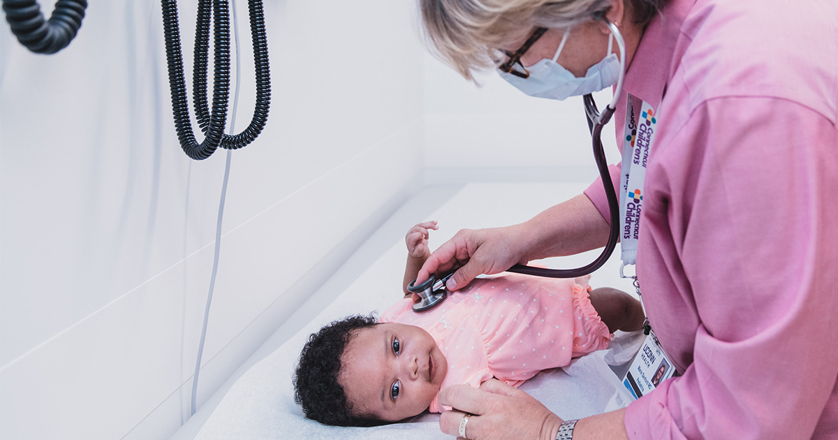 What to Expect at Your Baby’s First Check-Up | Connecticut Children's